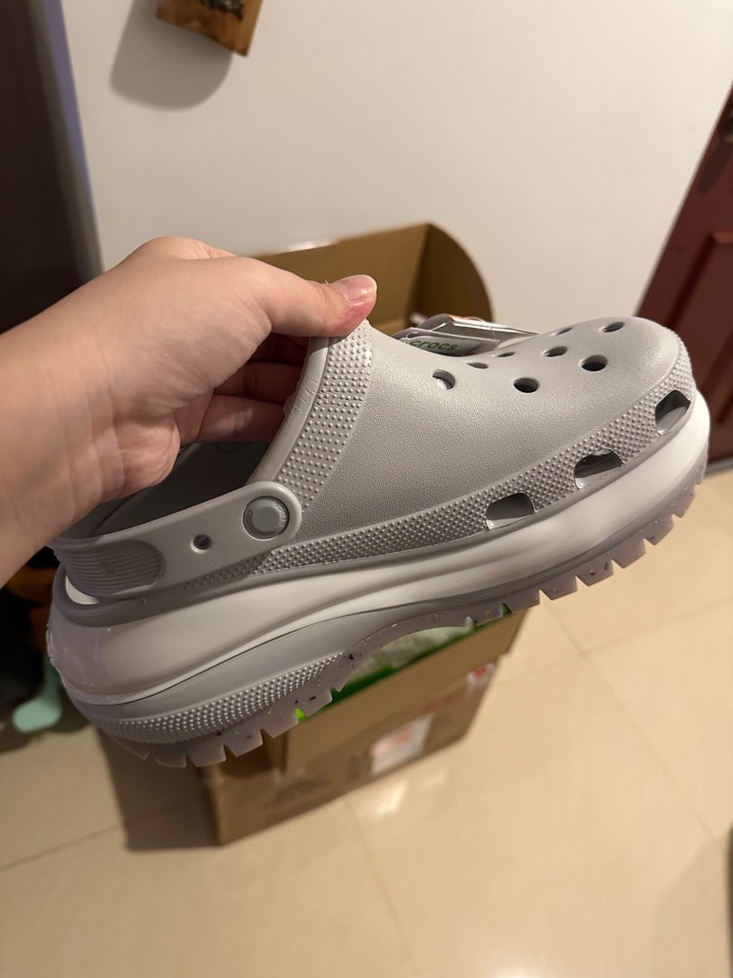 Crocs classic mega crush clog Atmosphere & Multi, Women's Fashion ...