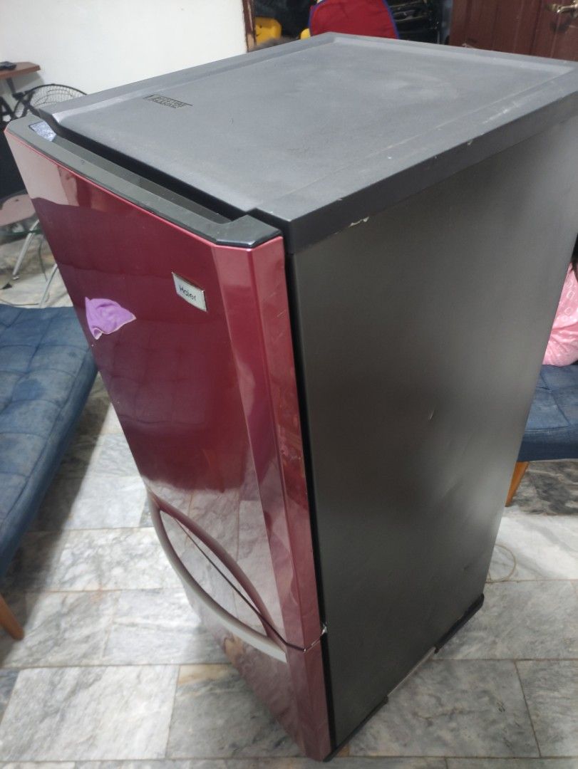 DEFECTIVE Haier Refrigerator 110v, TV & Home Appliances, Kitchen ...
