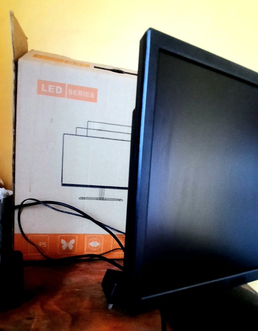 Desktop square laptop extension monitor VGA, Computers & Tech, Desktops ...