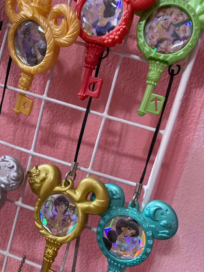 Disney Keys Collectibles, Hobbies & Toys, Memorabilia & Collectibles ...