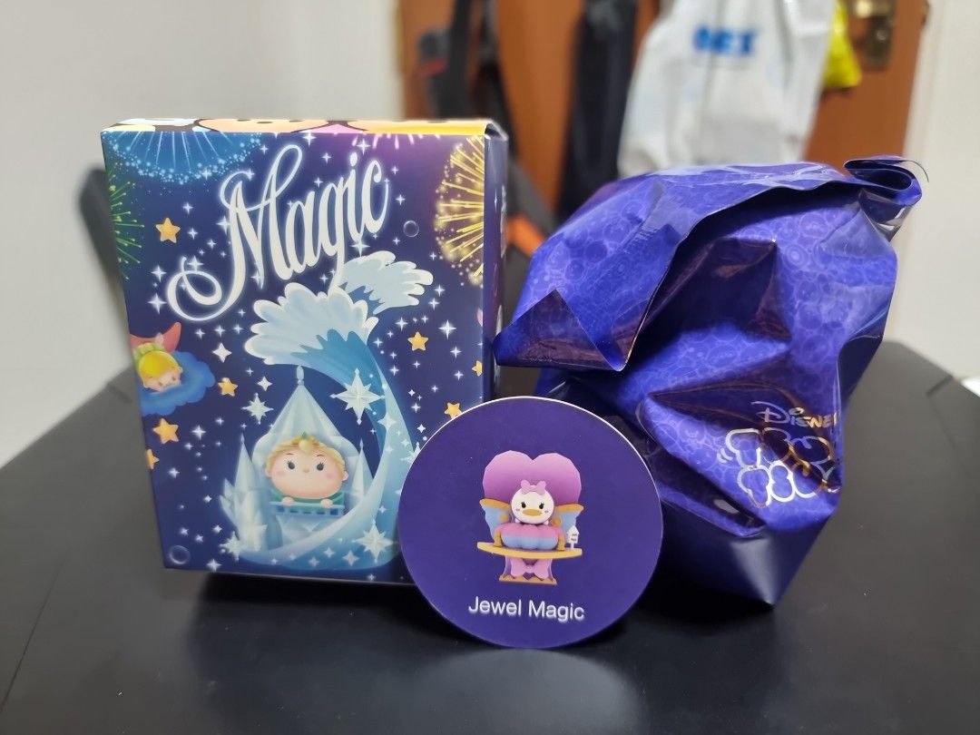 Disney Magic blind box - Daisy Duck, Hobbies & Toys, Toys & Games on ...