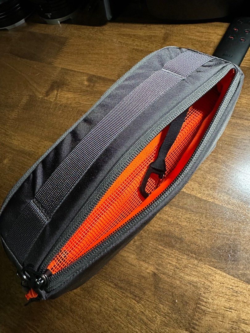 Evergoods Civic Access Pouch Slate Grey 2L, Men's Fashion, Bags, Belt ...