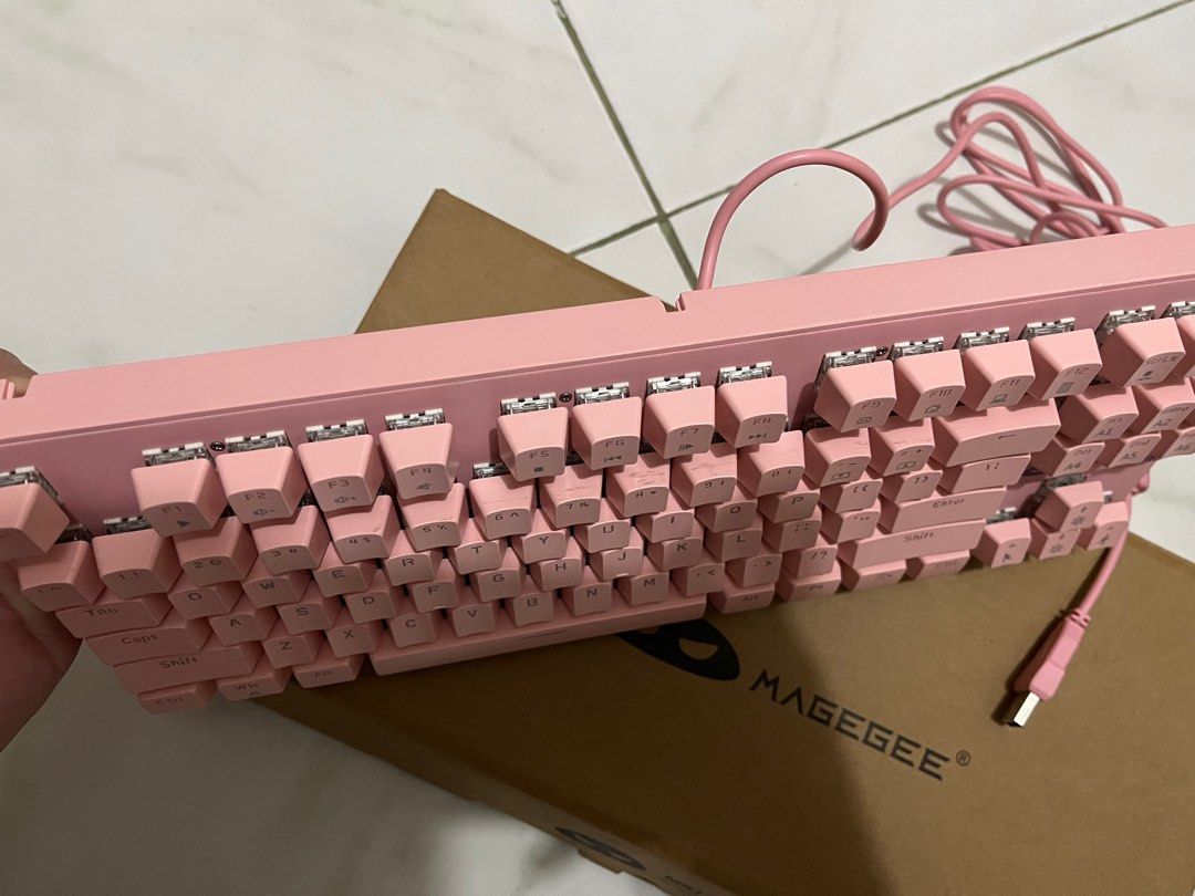 For Sale!! Preloved MAGEGEE Wired Mechanical Keyboard, Computers & Tech ...