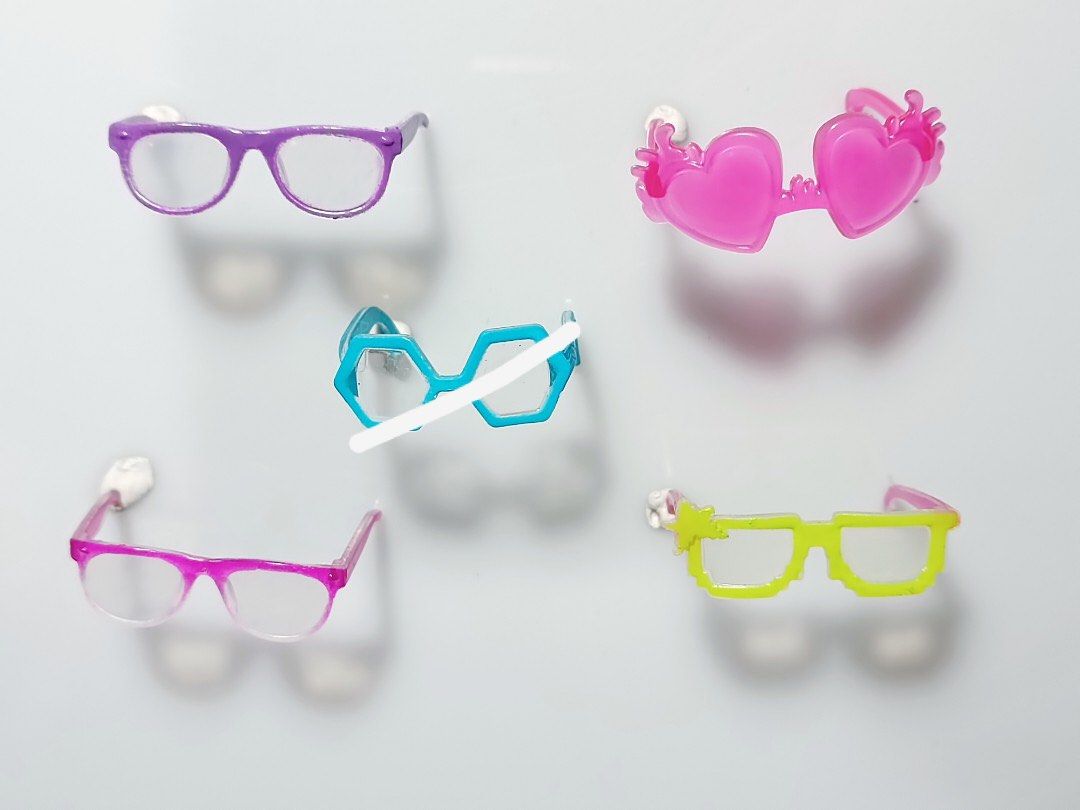 Glasses for monster high , Bratz, Hobbies & Toys, Toys & Games on Carousell