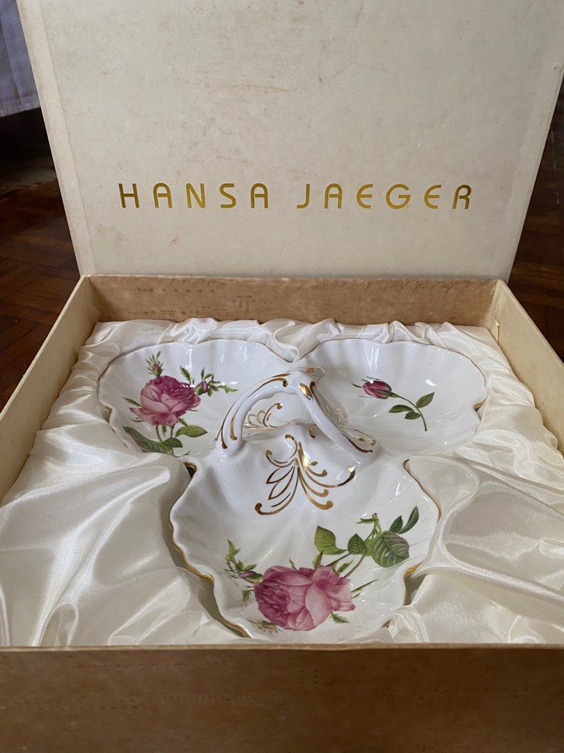 Hansa Jaeger Fine Porcelain - Leaf Shaped 3 Compartment Plate, Hobbies ...