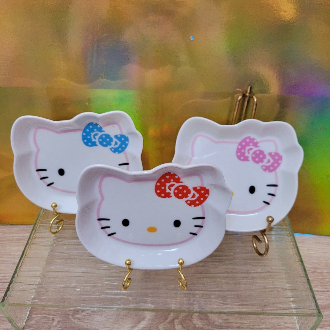 Hello Kitty 3 plates set( sanrio), TV & Home Appliances, Kitchen ...