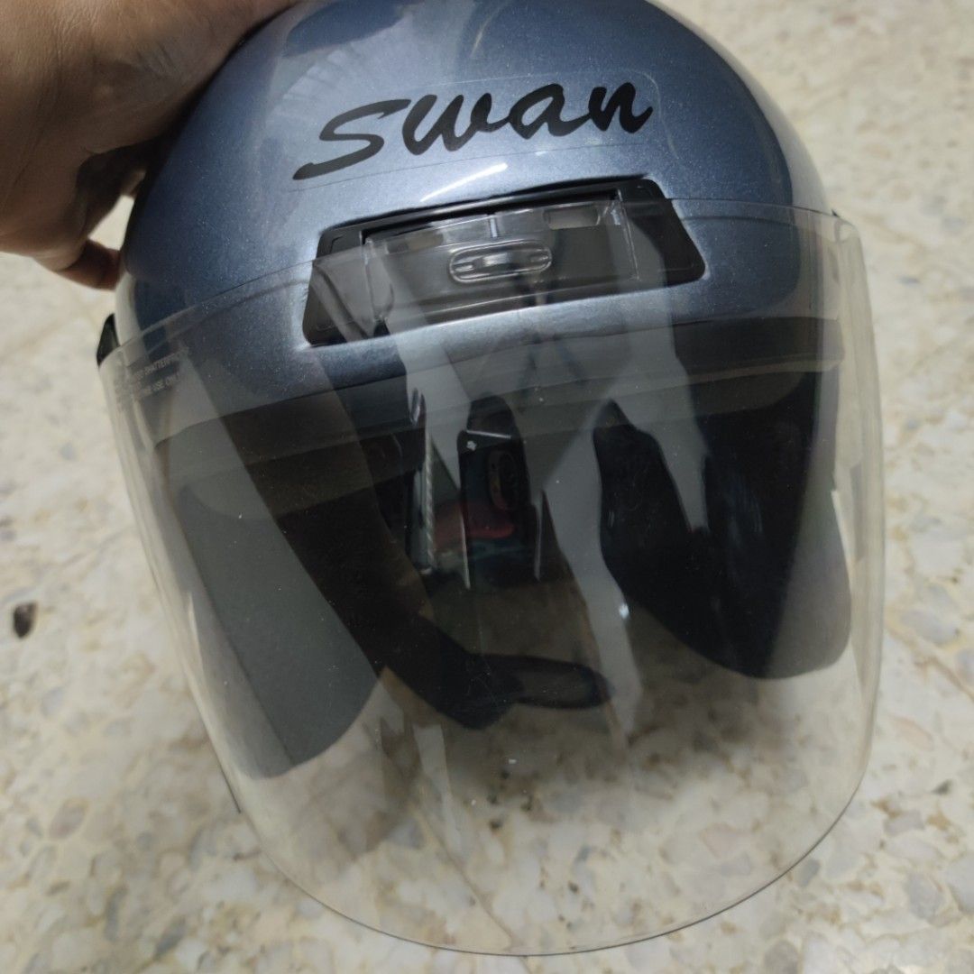 Helmet Swan Freegift kids fullface helmet, Motorbikes on Carousell