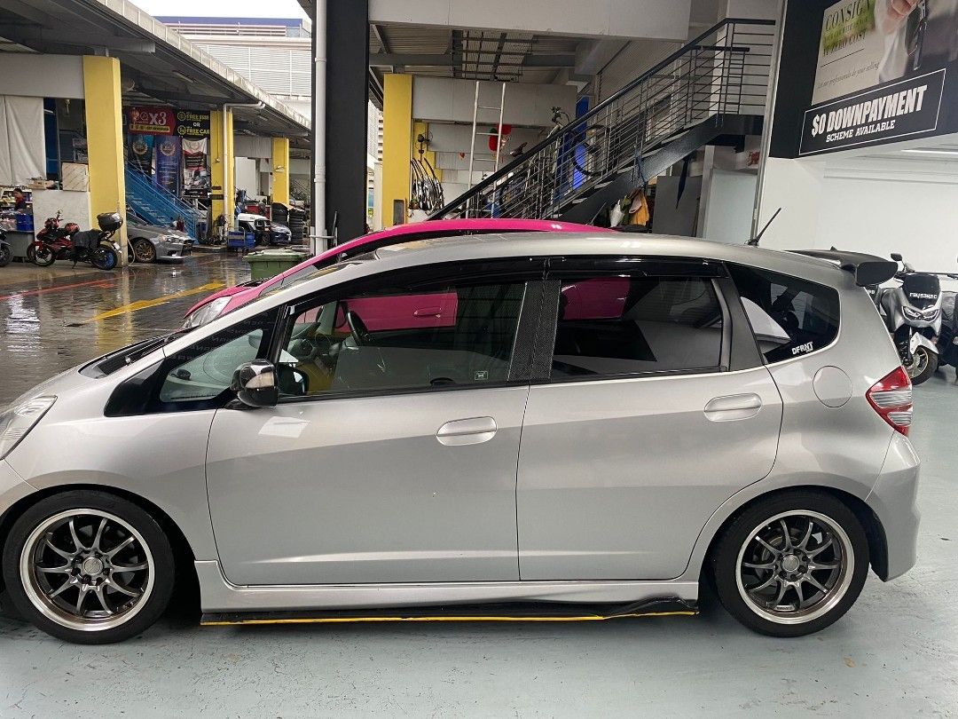 HONDA JAZZ 1.5A Sporty PHV GRAB/GOJEK/PERSONAL & DELIVERY (RENT), Cars ...