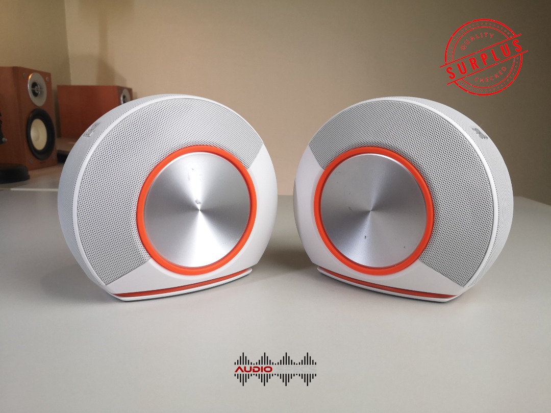 JBL Pebbles USB Computer Speakers Plug and play USB 2.0 audio system ...