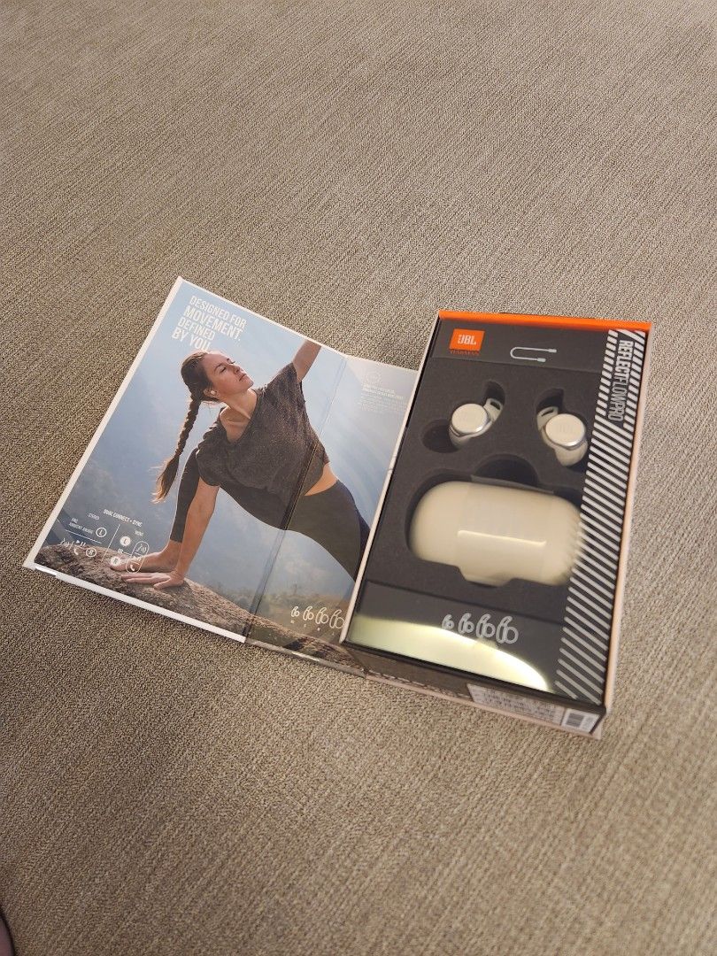 JBL Reflect Flow Pro, Audio, Earphones on Carousell