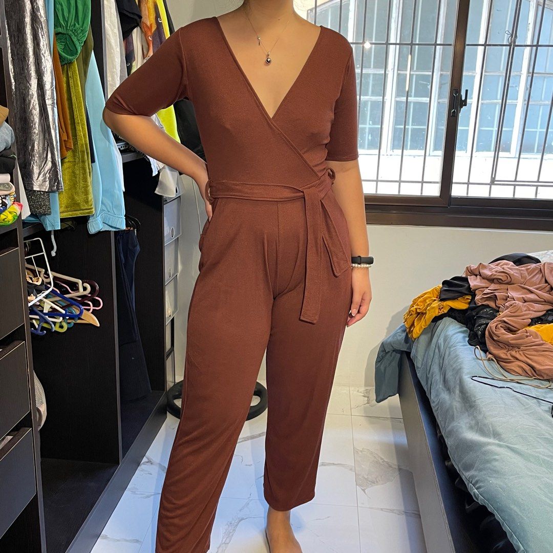 Jump suit, Women's Fashion, Dresses & Sets, Jumpsuits on Carousell
