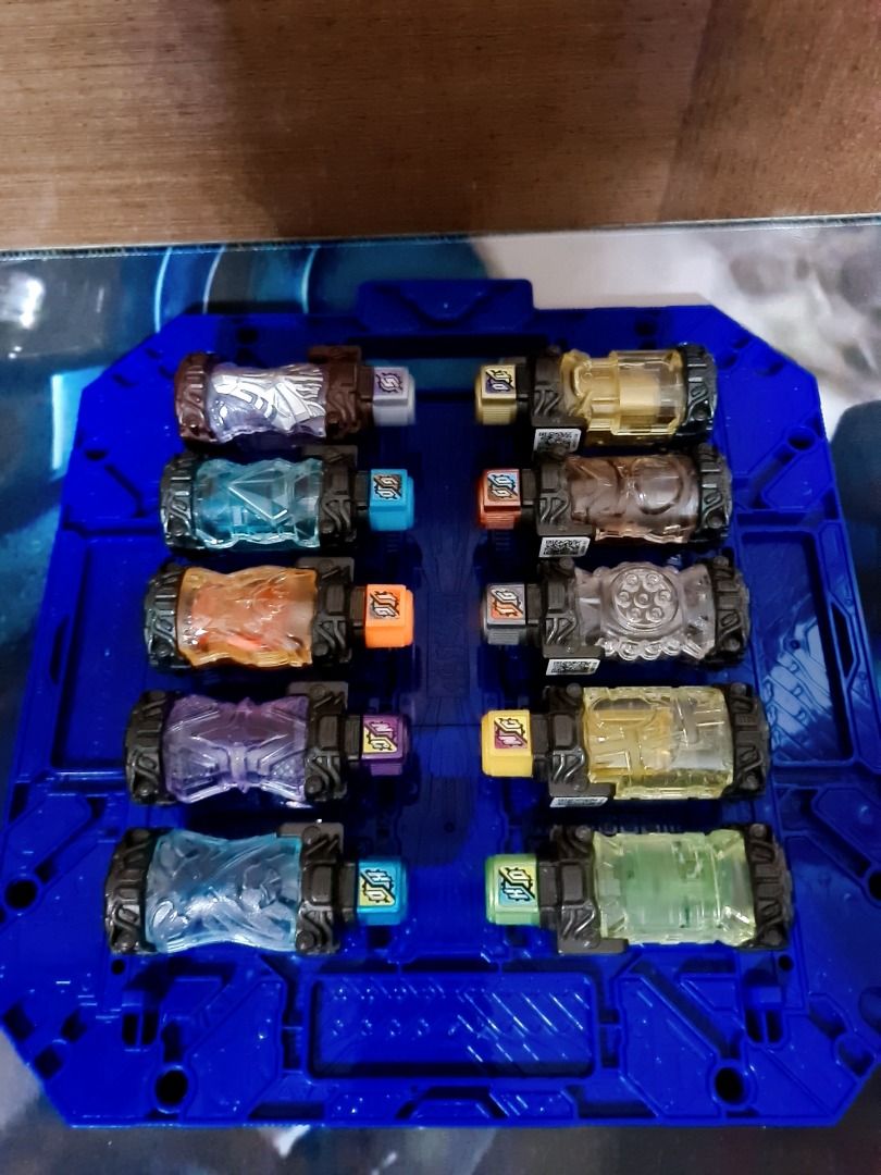 Kamen Rider Build - DX Build FullBottles and Pandora Panel Box Set ...