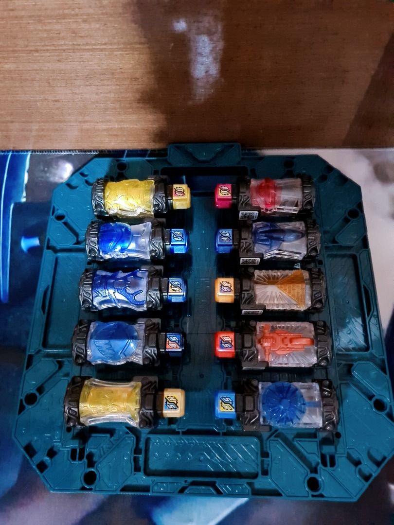 Kamen Rider Build - DX Build FullBottles and Pandora Panel Box Set ...