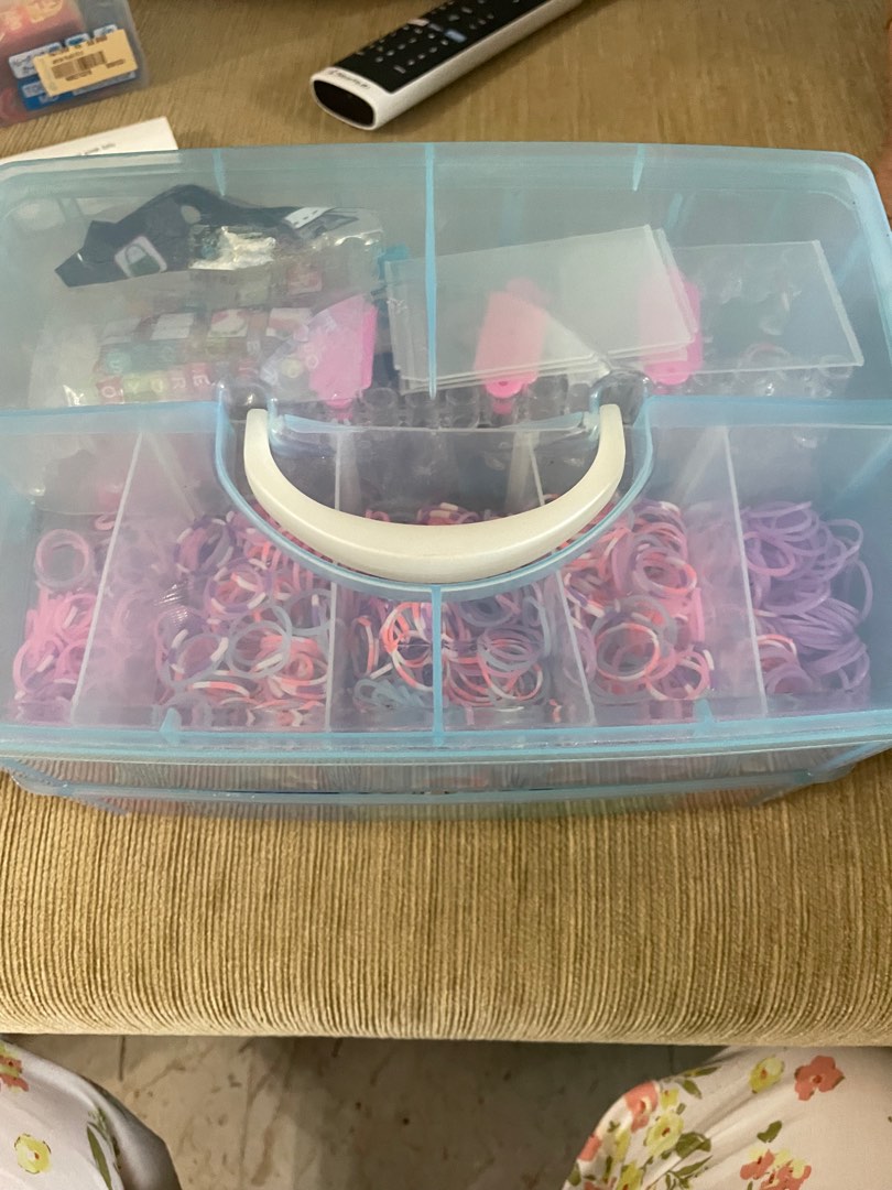 Loom bands box, Hobbies & Toys, Toys & Games on Carousell