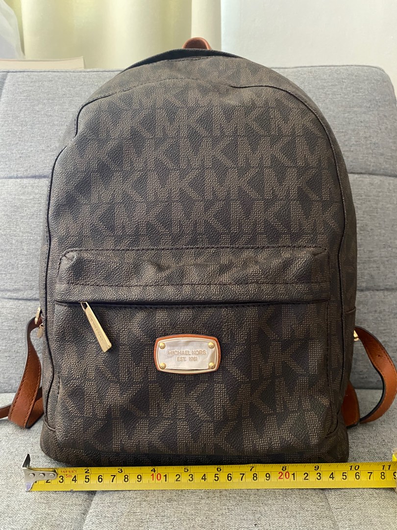 Michael Kors Monogram Backpack Large Size, Women's Fashion, Bags ...