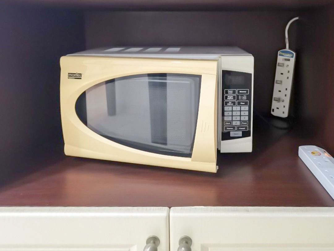 Microwave oven, TV & Home Appliances, Kitchen Appliances, Ovens & Toasters on Carousell