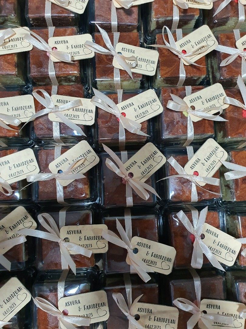 Mini Doorgift Marble Cake, Food & Drinks, Homemade Bakes on Carousell