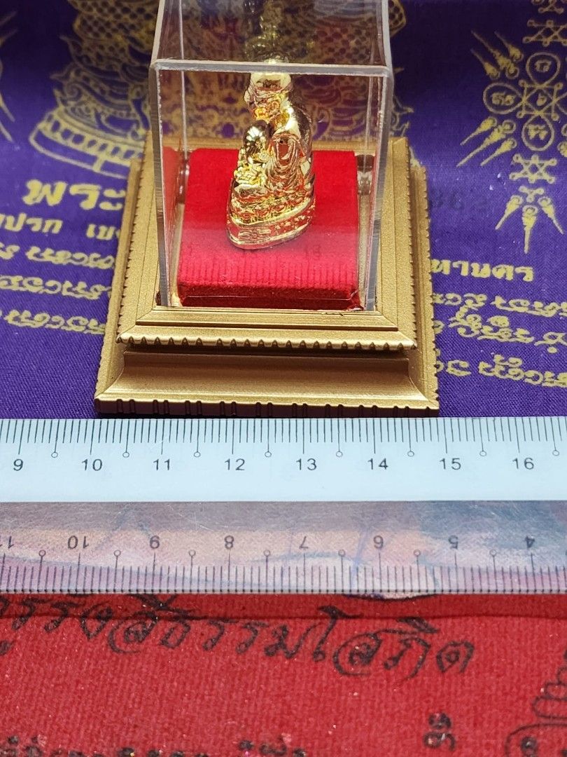 Mini Lp thuad bucha with display box Wat changhai Be 2555, Hobbies ...