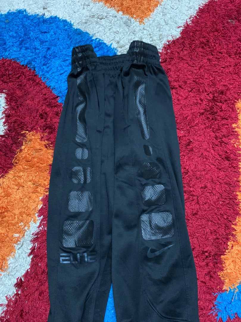 Nike trek, Men's Fashion, Activewear on Carousell