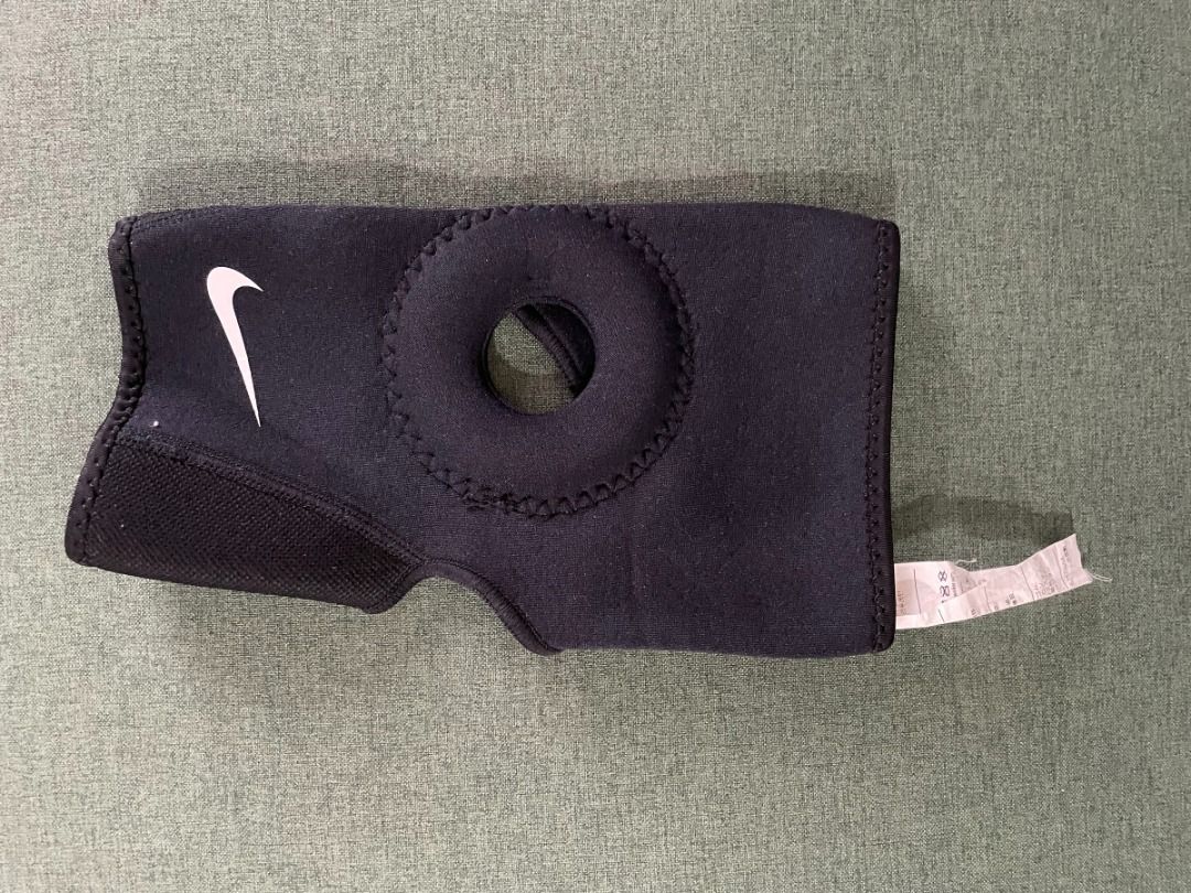 Nike knee brace, Health & Nutrition, Braces, Support & Protection on ...