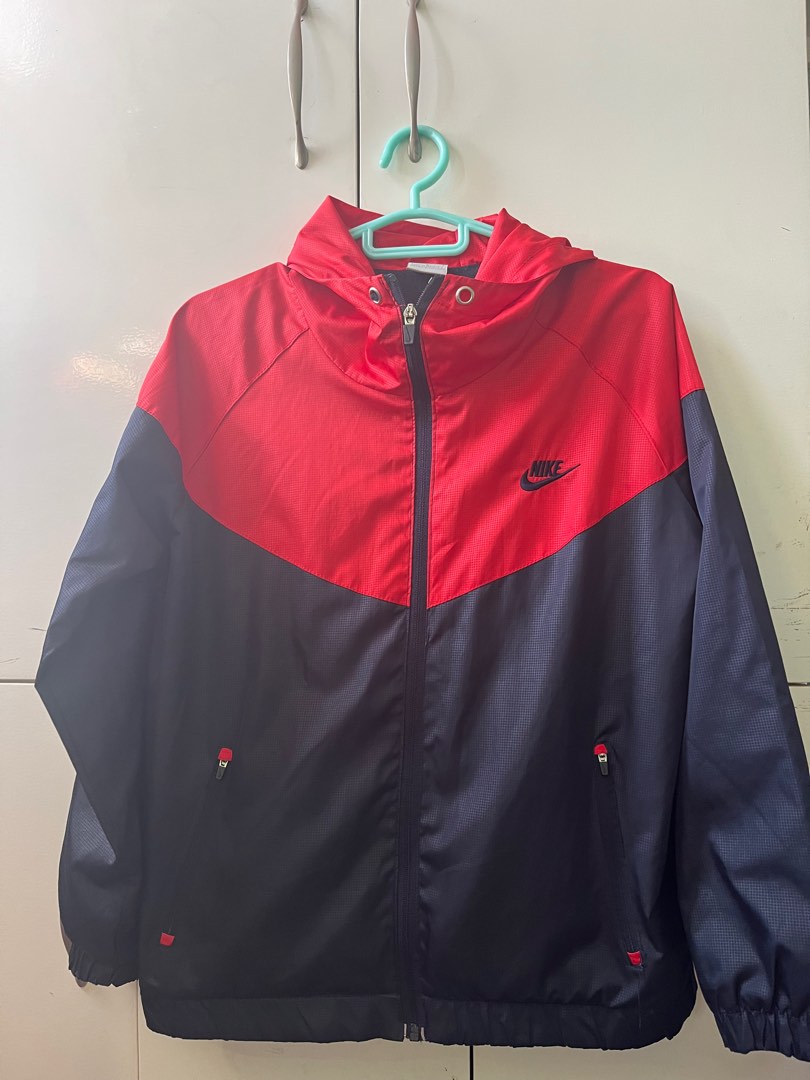 Nike red blue jacket, Women's Fashion, Coats, Jackets and Outerwear on ...