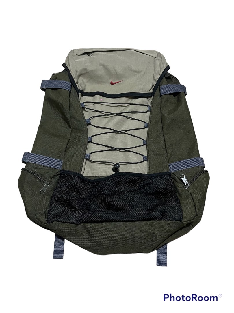 Nike Vintage Hiking Backpack 40 Liters Rare, Men's Fashion, Bags ...