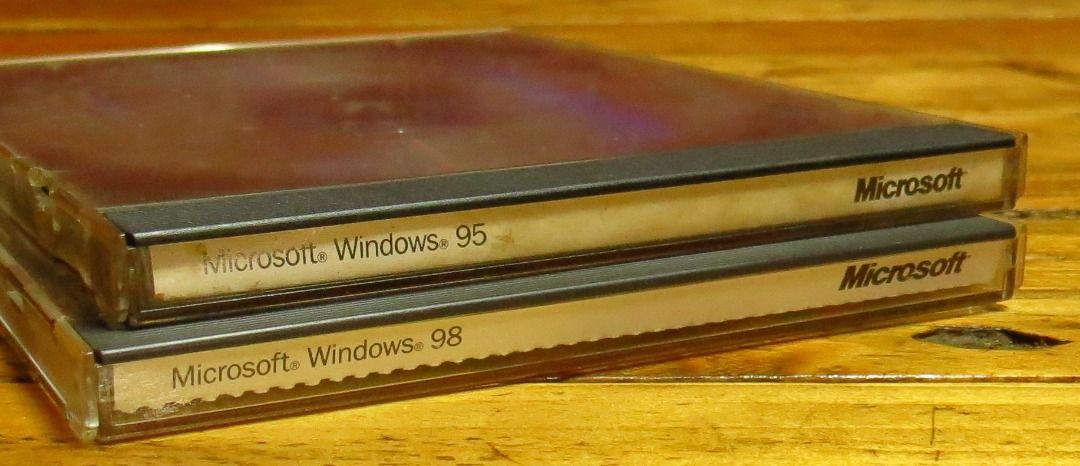 Old Installation Windows Discs, Hobbies & Toys, Memorabilia ...