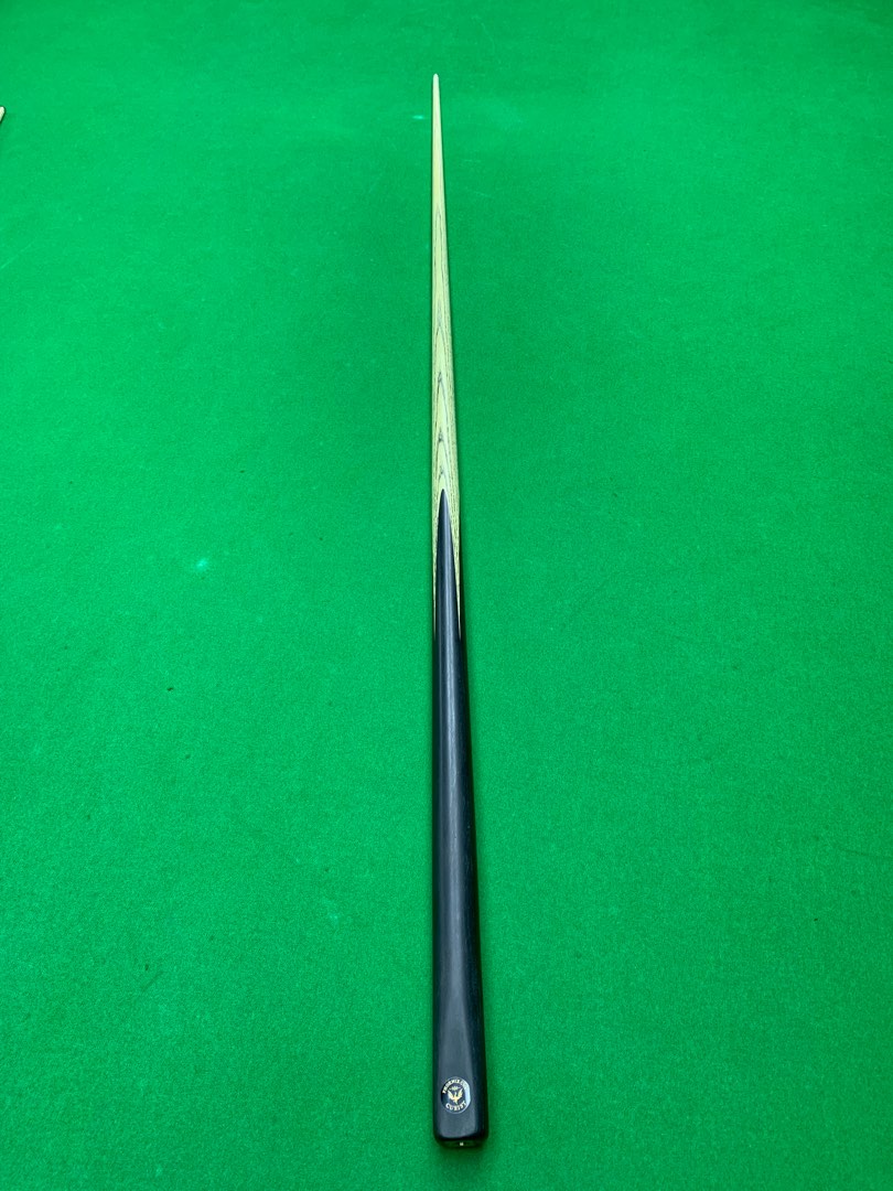 ONE PIECE FULL SHAFT PHOENIX CUE, Sports Equipment, Sports & Games ...