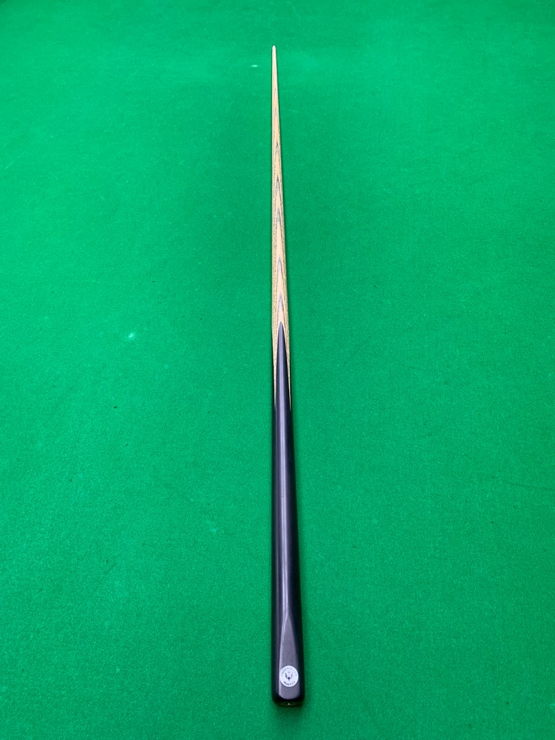 One Piece Phoenix Master Cue with Case, Sports Equipment, Sports ...