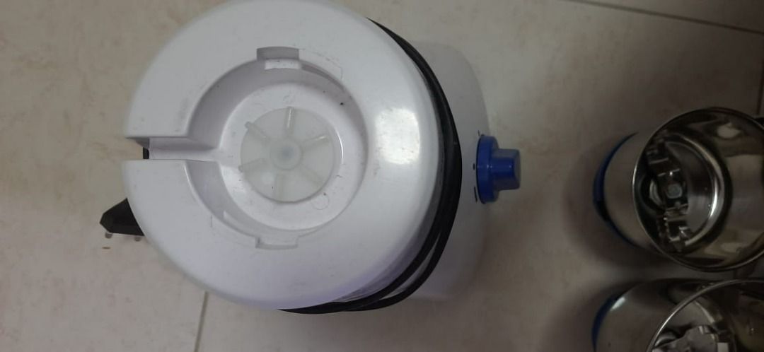 Pigeon prime 550 W Mixer Grinder, TV & Home Appliances, Kitchen ...
