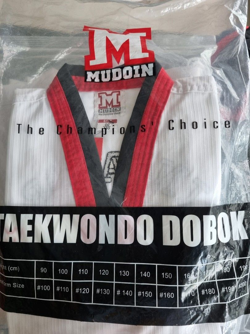 Poom Taekwondo Gi Size 130, Sports Equipment, Other Sports Equipment and Supplies on Carousell
