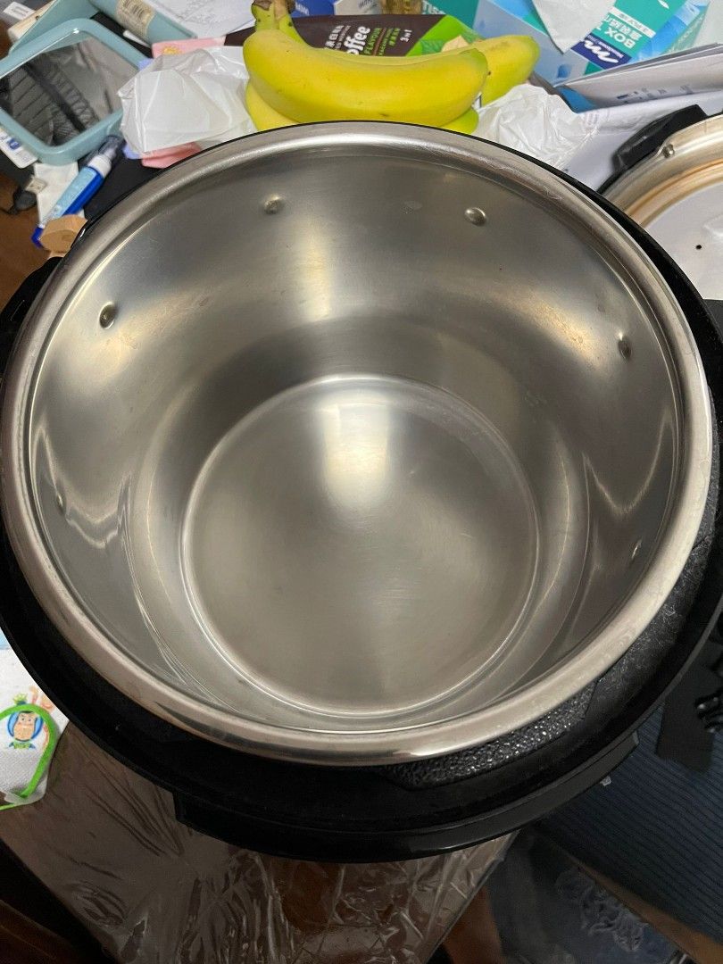 Pressure cooker without cable - non halal [self collection], TV & Home ...