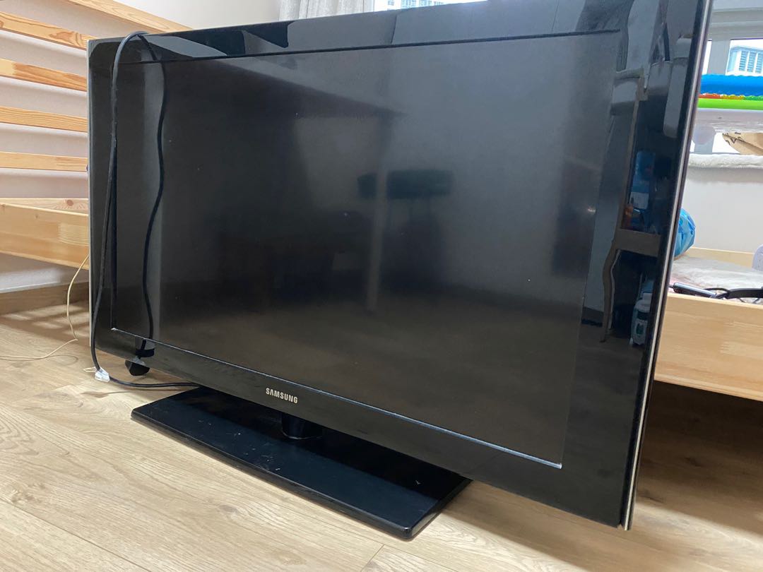 Samsung 40” Full HD TV (LA40A550P1R), TV & Home Appliances, TV ...