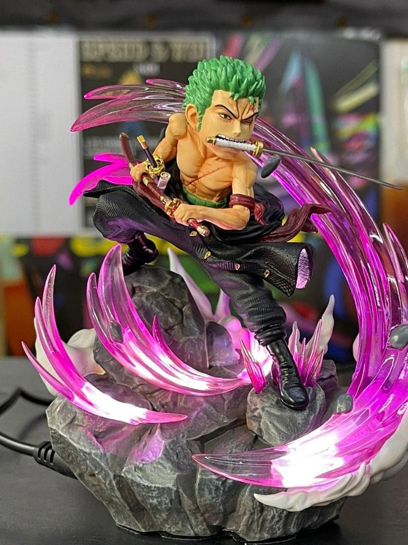 SBS Studio - WCF Straw Hat Series 01 - Roronoa Zoro, Hobbies & Toys, Toys & Games on Carousell