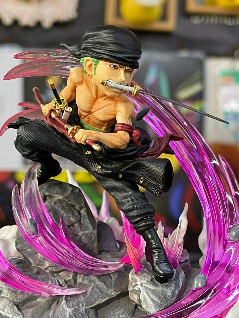 SBS Studio - WCF Straw Hat Series 01 - Roronoa Zoro, Hobbies & Toys, Toys & Games on Carousell