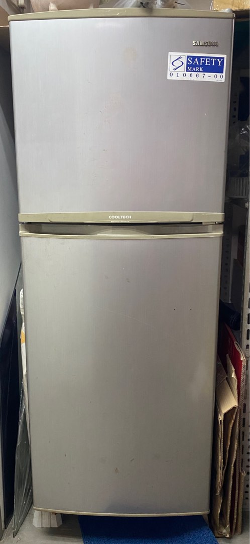 Second hand fridge, TV & Home Appliances, Kitchen Appliances ...