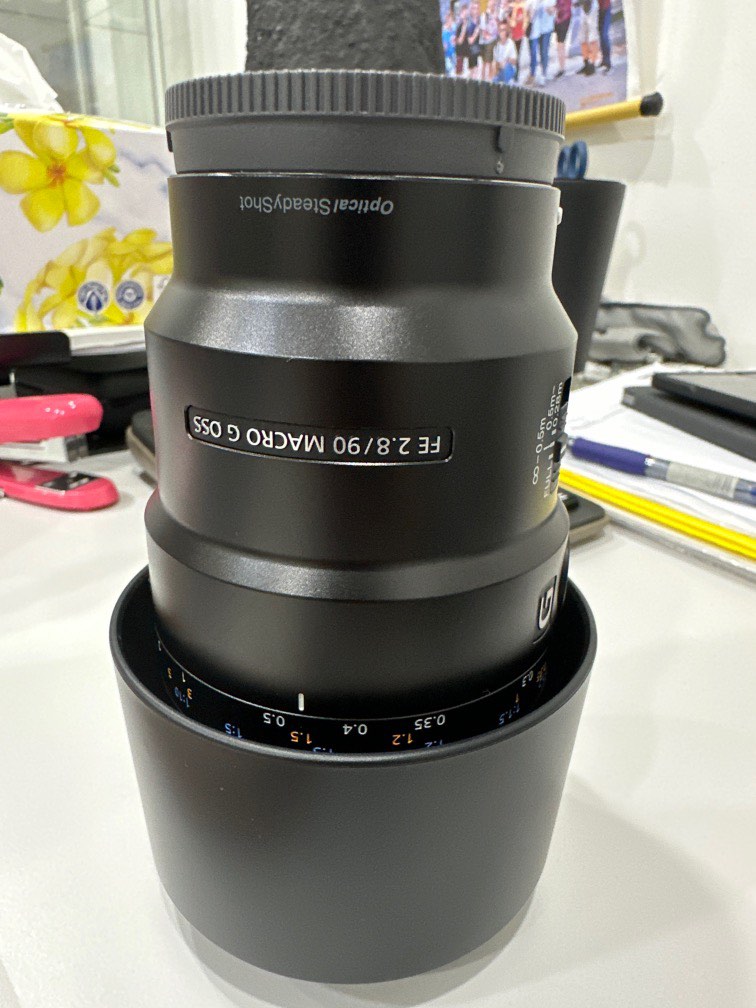 Sony 90 Macro 2.8 G OSS, Photography, Lens & Kits on Carousell