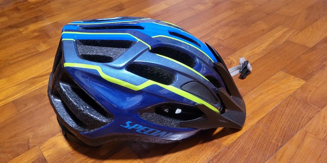 SPECIALIZED brand helmet, Sports Equipment, Bicycles & Parts, Parts ...