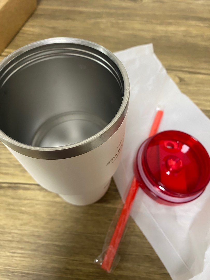 Starbucks tumbler, Furniture & Home Living, Kitchenware & Tableware ...