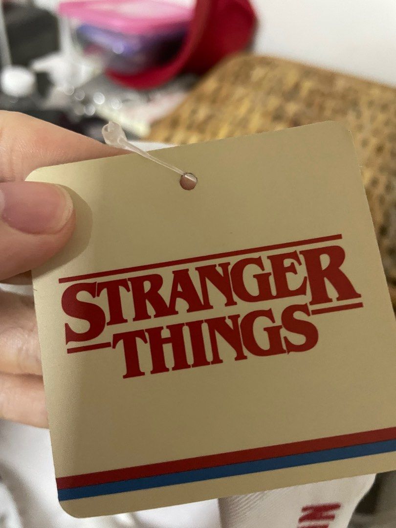 Stranger Things Season 3 Cap - Limited Original Netflix Merch, Men's ...