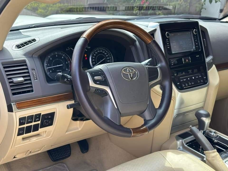 Toyota Land Cruiser VX Auto, Cars for Sale, Used Cars on Carousell