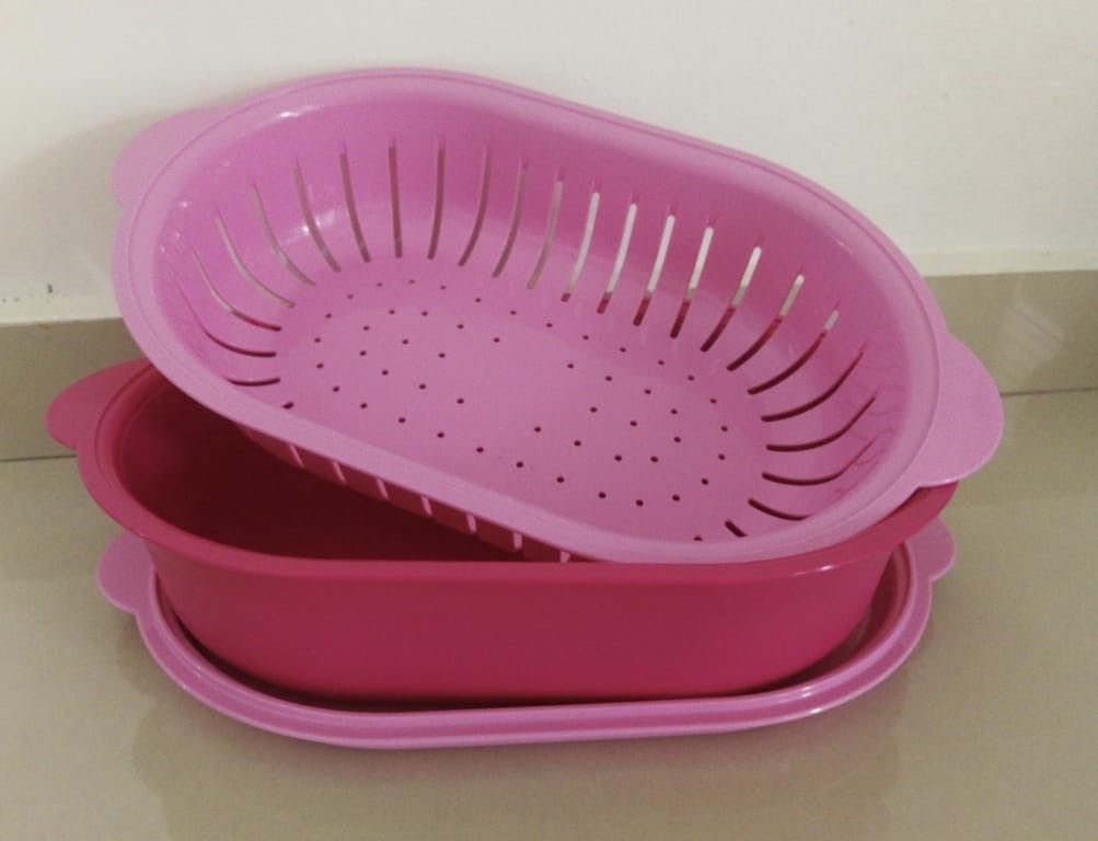 Tupperware Oval Server with Strainer and Divider, Furniture & Home ...