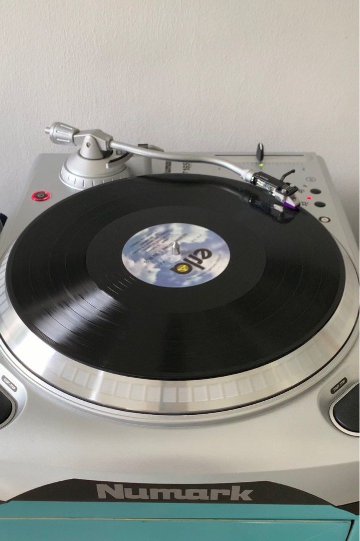 Turntable Numark TT1650, Audio, Other Audio Equipment on Carousell