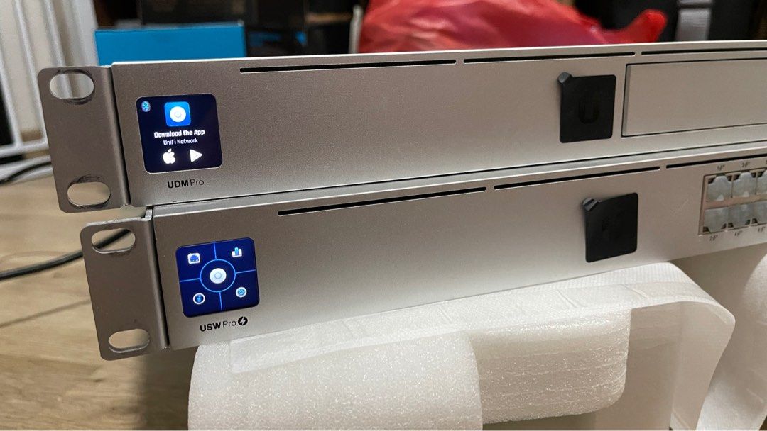 Ubiquiti Unifi USW-24-Pro-POE (Gen 3), Computers & Tech, Parts ...