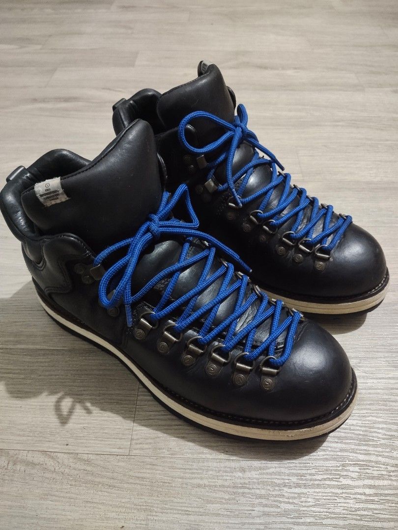 VISVIM - Serra Hiking Boots, Men's Fashion, Footwear, Sneakers on Carousell