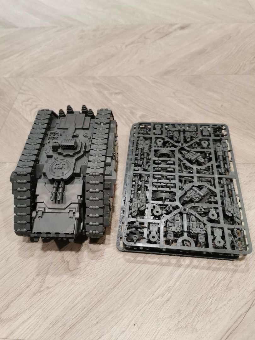 warhammer 30k Sparta tank, Hobbies & Toys, Toys & Games on Carousell