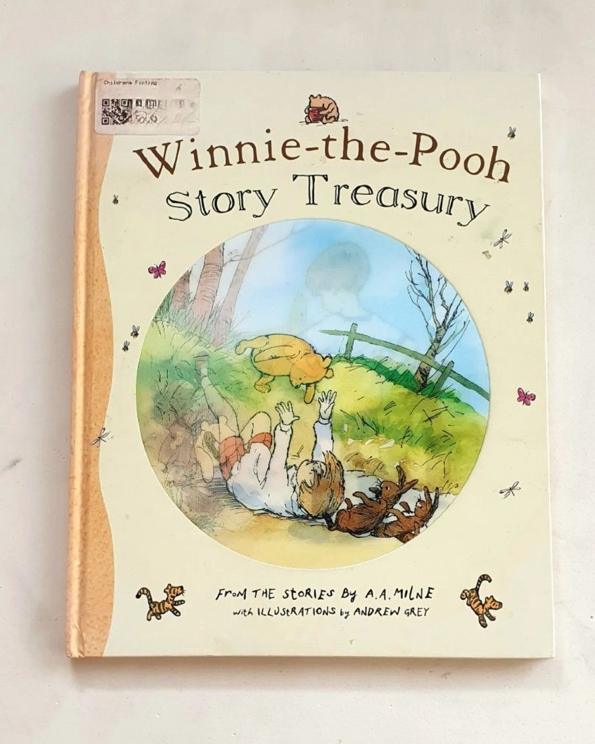 Winnie-the-Pooh Story Treasury, Hobbies & Toys, Books & Magazines ...