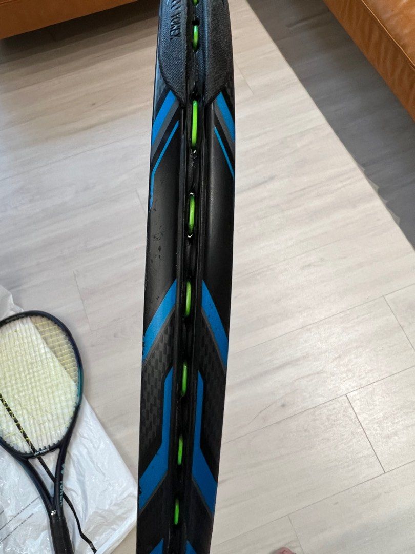Yonex DR100 blue almost new condition 9.99/10, Sports Equipment, Sports ...