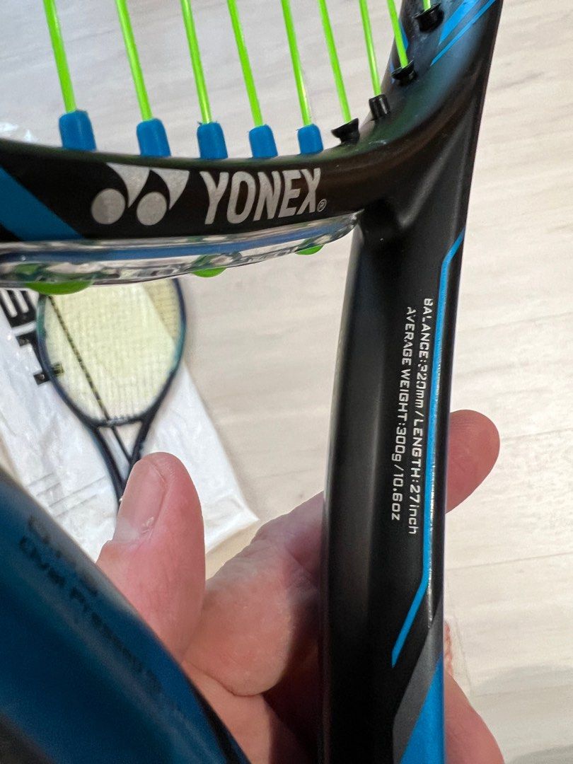 Yonex DR100 blue almost new condition 9.99/10, Sports Equipment, Sports ...