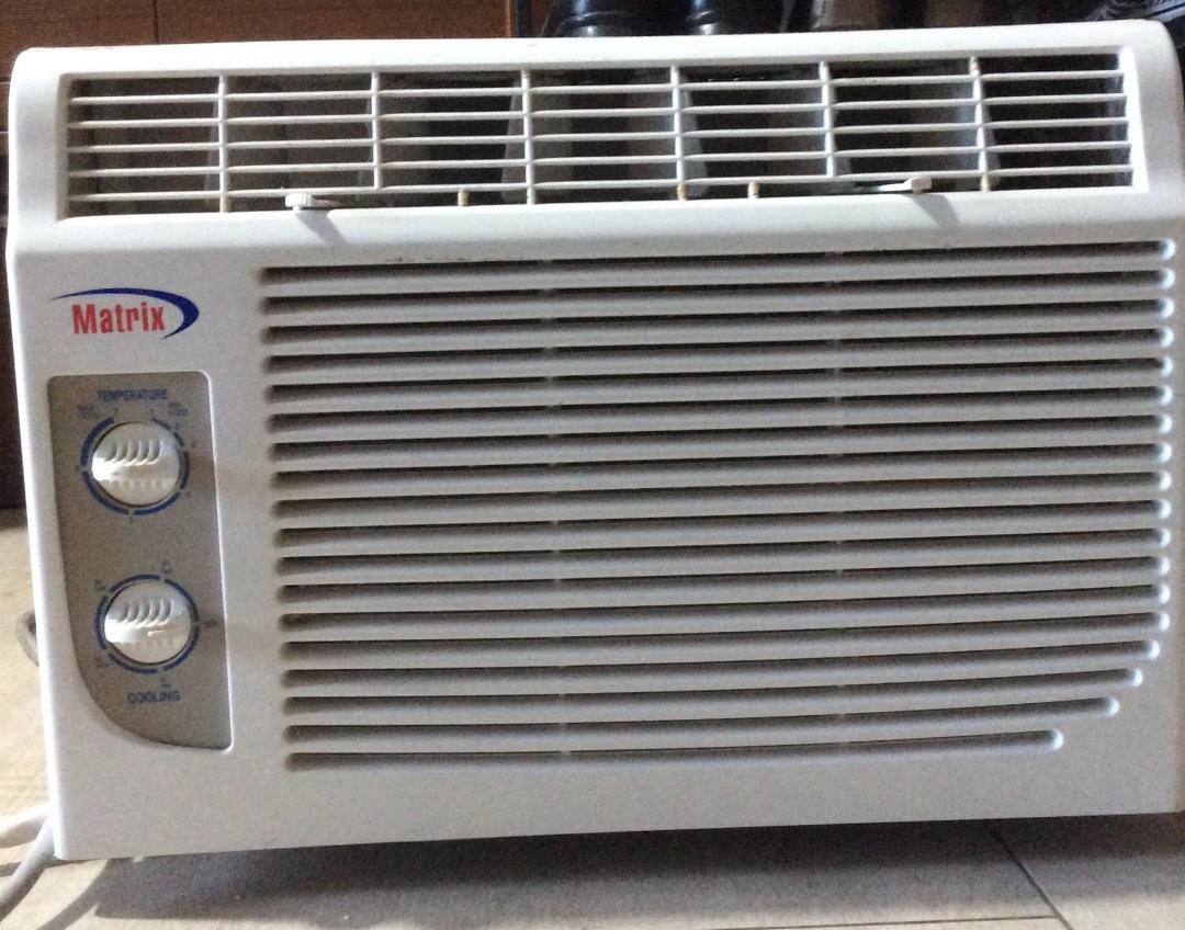0.6 HP Matrix 2nd Hand Aircondition, TV & Home Appliances, Air ...